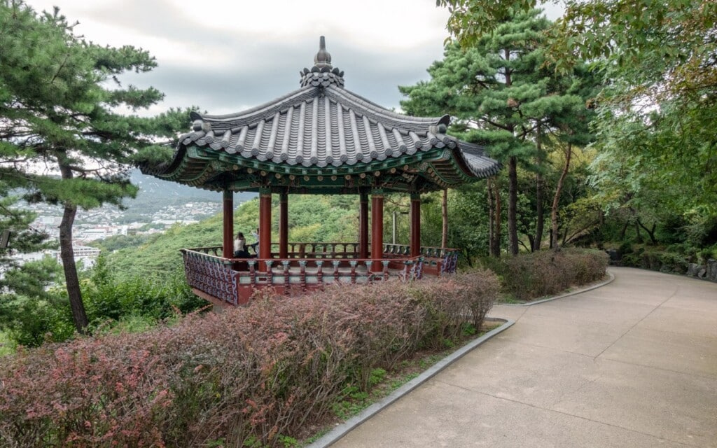 Naksan Park - The Seoul Guide